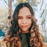 Nicole Lugo (Nikkilugoo) - Mexico City - Blogger de moda y estilo de vida