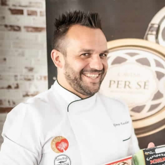 Alfonso Escolar (The_chef_footballer) - Madrid - Chef y exfutbolista.